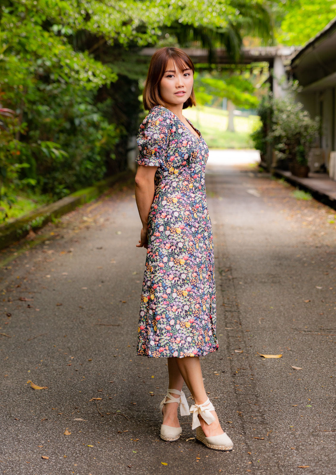 The Hamptons – Elizabeth Little